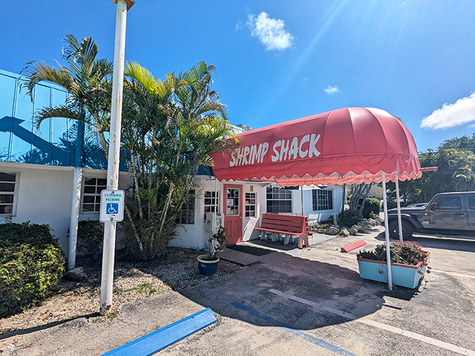"Yes, We Are Open!" might be the three most beautiful words in the English language when they're displayed beneath that cheerful dome. The bright blue roof and red bench add to the Keys' signature laid-back charm.