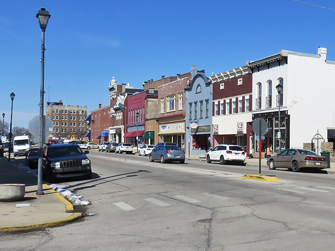 Downtown Shelbyville's historic main street offers a Norman Rockwell painting come to life, where brick facades tell stories spanning generations.