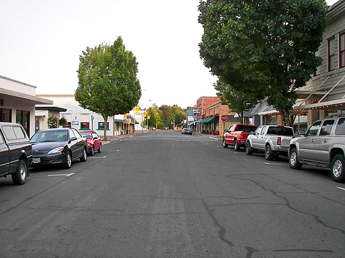 Downtown Stayton's main street proves that parallel parking spaces actually exist in the wild – nature is healing.