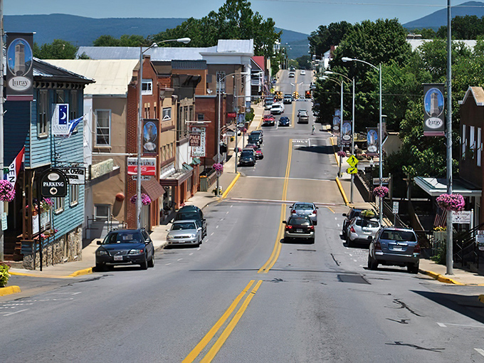 Main Street in Luray offers that perfect small-town charm with mountain views that make big-city traffic jams seem like a distant nightmare.