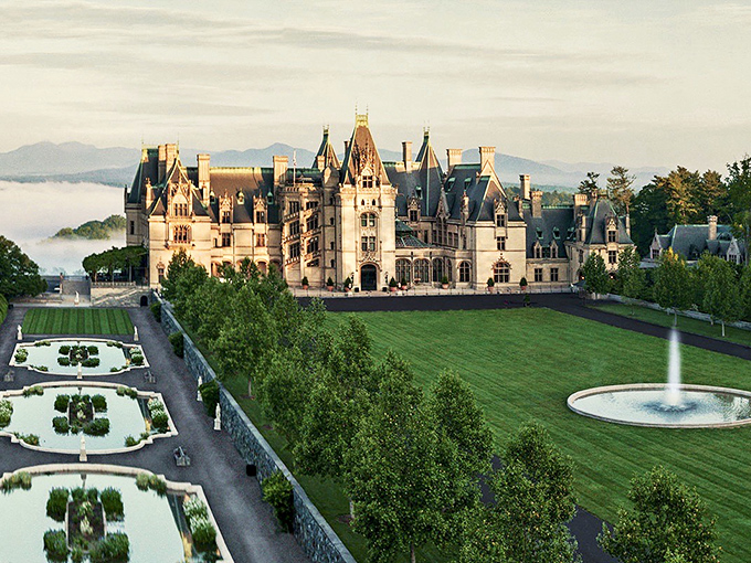 Misty morning at Biltmore Estate, where the ch&acirc;teau emerges from the clouds like a French castle that took a wrong turn and landed in North Carolina. 