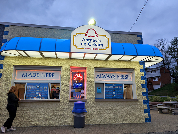 The blue and gold beacon of happiness that has Pittsburgh mapping out dessert pilgrimages.