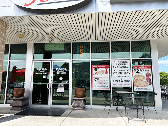 The humble storefront hides extraordinary flavors within—like Clark Kent’s glasses, its modest appearance conceals true culinary heroics.