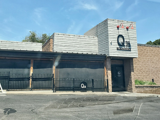The unassuming exterior of Q39 hides a barbecue paradise within. Like finding a treasure map in your attic, this place promises smoky riches.