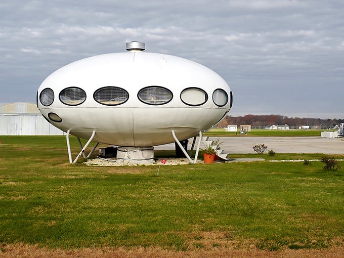 The Futuro House stands like a retro-futuristic sentinel against Delaware's sky. Who needs Mars when you've got this cosmic oddity right in Milton?