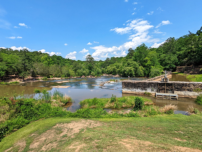 The South Fork River flowing peacefully through 561 acres of Georgia paradise you've somehow never heard about.