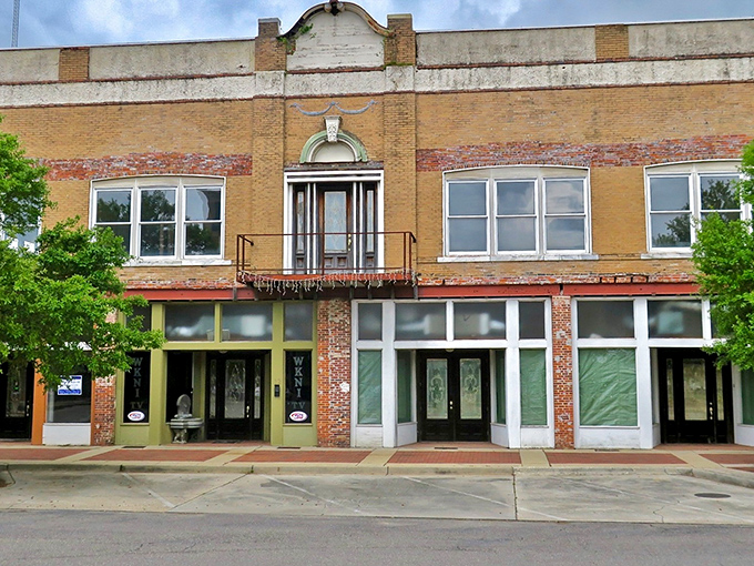 Downtown Andalusia proves that affordable living doesn't mean sacrificing charm&mdash;just look at those historic streetscapes and reasonable property taxes.