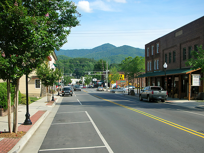 Main Street magic! Bryson City's charming thoroughfare offers a perfect blend of small-town tranquility and mountain majesty that instantly soothes the urban-weary soul.