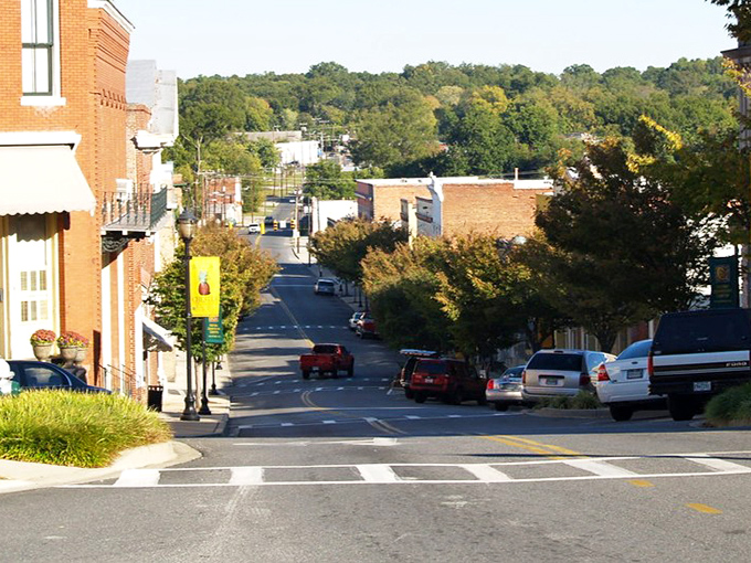 Downtown Chester's historic district unfolds like a storybook, complete with a monument that seems to be saying, "Yes, important things happened here!"