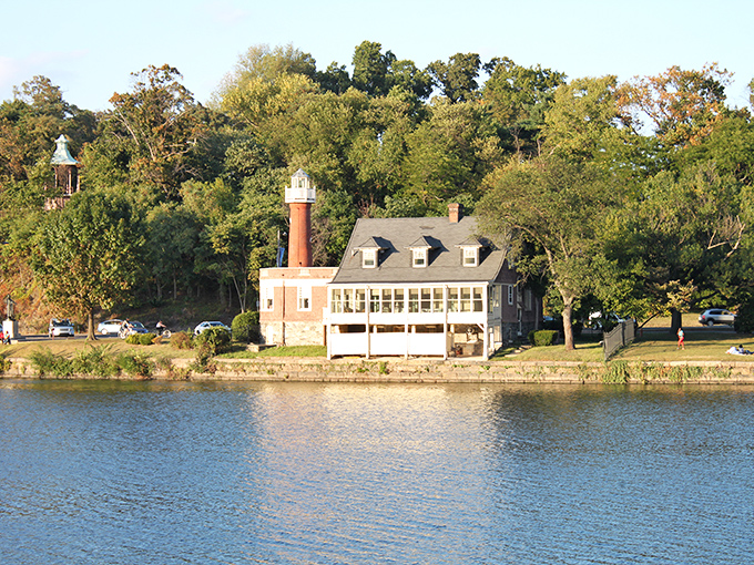 Like a New England postcard that somehow landed in Philadelphia, the Lighthouse at Turtle Rock stands proudly along the Schuylkill River, defying geographical expectations.