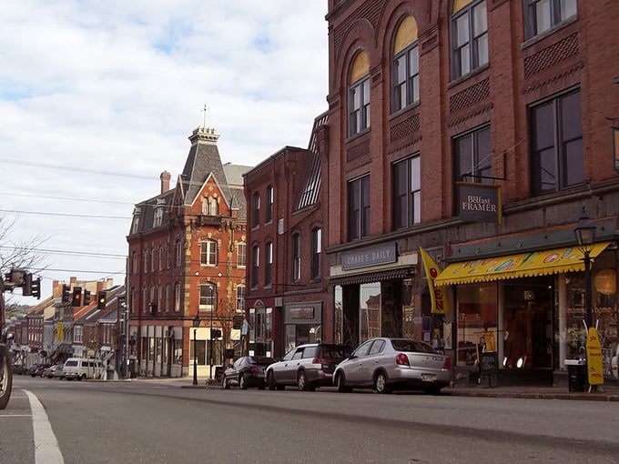 Victorian brick beauties stand shoulder-to-shoulder, their facades telling stories of shipbuilders and sea captains past.