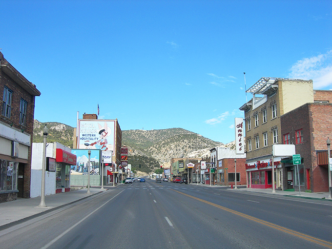 Aultman Street stretches toward the mountains like a runway to relaxation. Small-town charm with big sky energy.