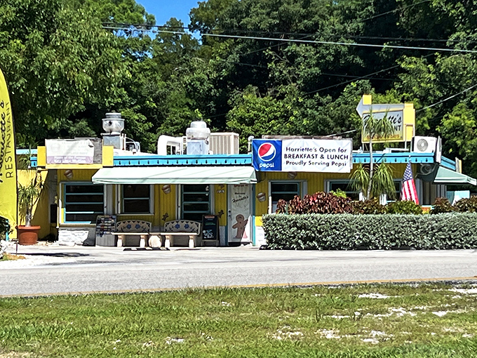 1. this funky diner in florida serves up the best french toast you'll ever taste