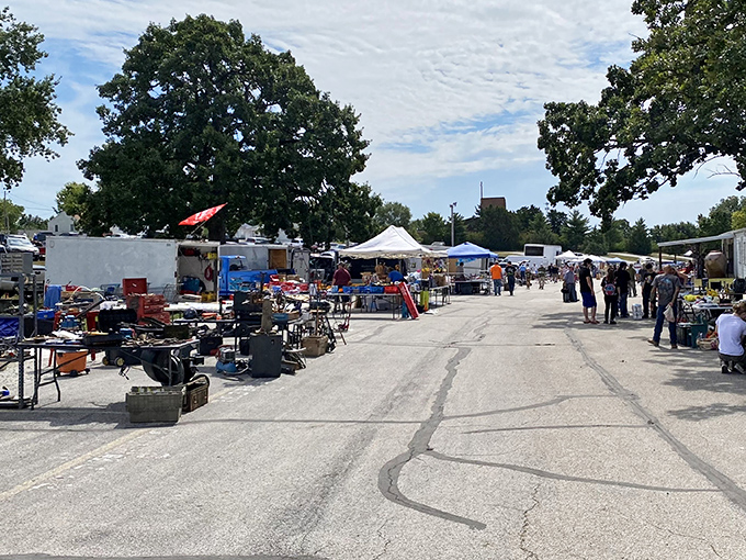 A treasure hunter&rsquo;s paradise unfolds endlessly, with white tents rising like beacons guiding shoppers to hidden bargains.