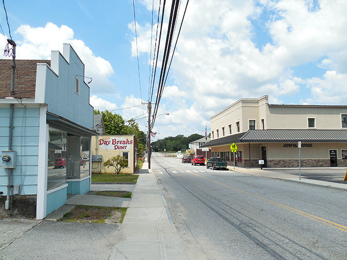 Day Breaks Diner stands as a beacon of breakfast hope on Plainfield's main drag. Where locals gather for gossip and golden pancakes.