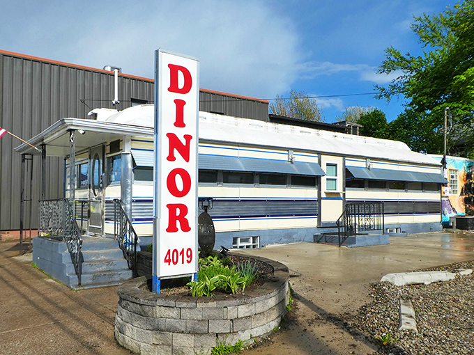 This silver beauty sits like a chrome-plated time machine, ready to transport you to breakfast heaven.