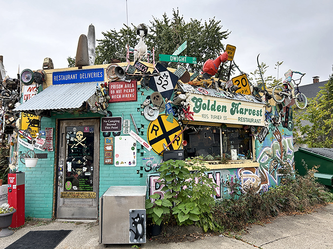 The building that style forgot but flavor never did&mdash;Golden Harvest&rsquo;s funky, eye-catching exterior is a roadside spectacle serving up unforgettable breakfasts.