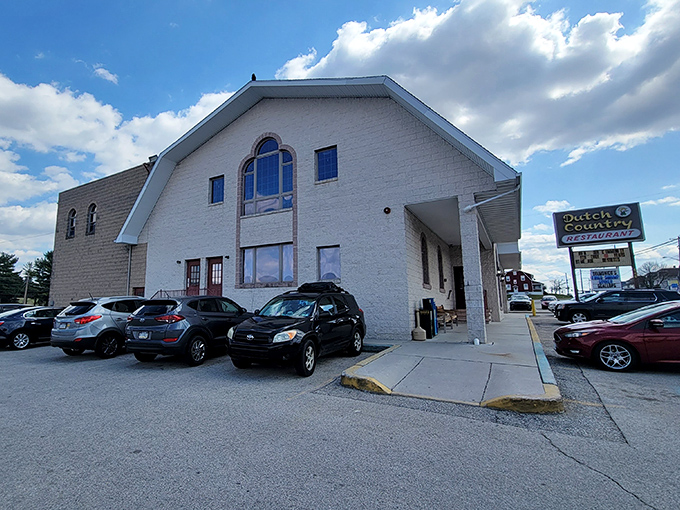 Arrived at this classic local spot for some legendary food! Ready to enjoy a delicious, homestyle meal today.