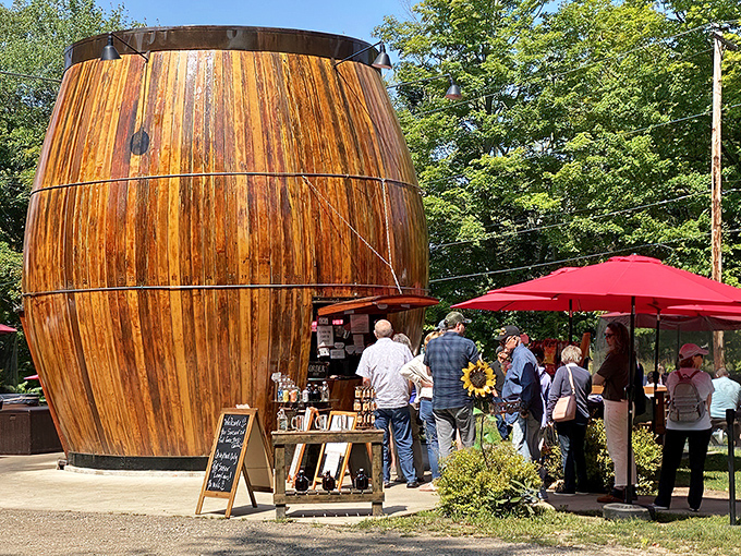 Crowds gather at this barrel-shaped wonder, where the phrase "tap the barrel" takes on deliciously literal meaning. Michigan summer memories are made one root beer at a time.