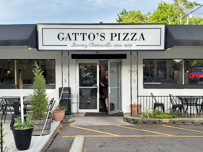 The unassuming storefront of Gatto's Pizza has been a Clintonville landmark since 1952. Some buildings just radiate deliciousness before you even step inside.