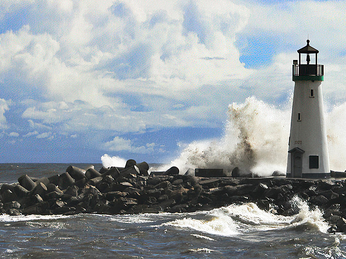 When waves crash against the jetty, Mother Nature reminds visitors who's boss. This lighthouse has witnessed more dramatic entrances than a Broadway diva.