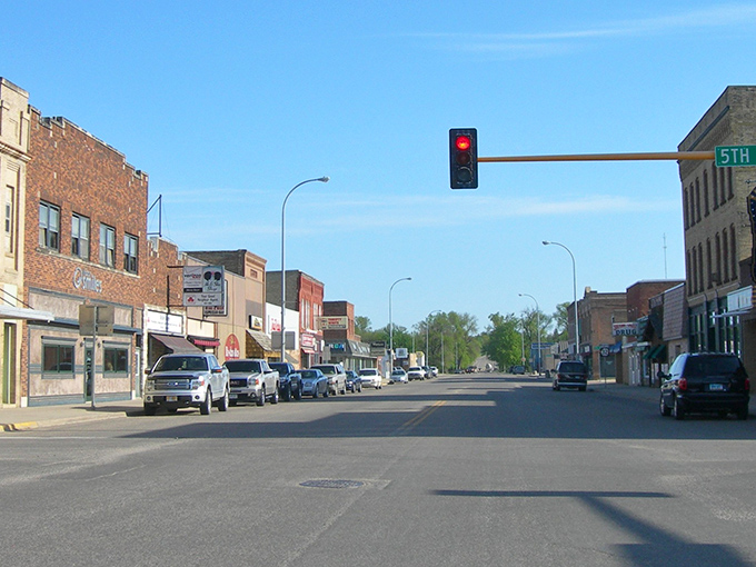Main Street Lisbon &ndash; where traffic jams mean three cars at the stoplight and everyone still waves as they pass by.