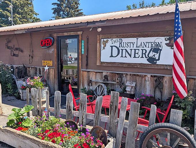 This charming roadside stop, complete with flags and flowers, is a must-visit pilgrimage for every Idaho breakfast enthusiast.