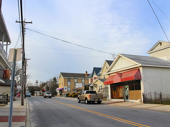 Main Street charm without the Main Street prices&mdash;Mays Landing's quaint downtown area offers that Norman Rockwell vibe retirees crave. 