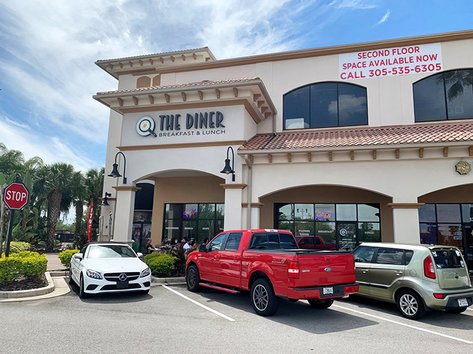 The Mediterranean-inspired exterior of @ The Diner beckons breakfast lovers with its warm fa&ccedil;ade and promise of morning meal perfection inside.