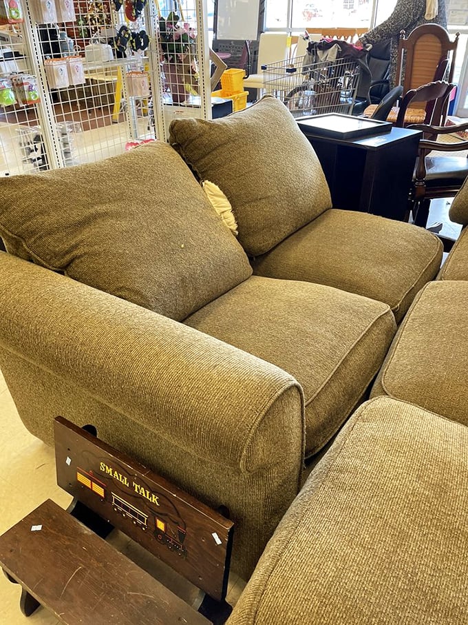 This neutral-toned couch could be the cornerstone of your living room revolution. Comfortable, practical, and priced to make your wallet smile.