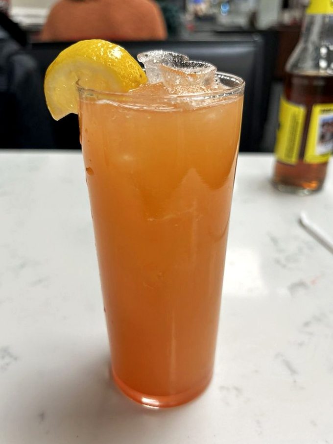 Even the drinks at Chubby's come dressed for success&mdash;this isn't just a beverage, it's liquid sunshine with a lemon hat.