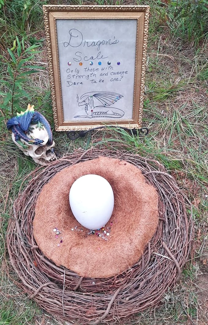 
Dragon's Scale display offers brave visitors a chance to take home magical souvenirs. That egg looks suspiciously like it came from Costco's ostrich department. 