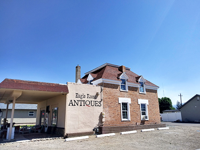 Eagle's Roost Antiques offers treasure hunting without the need for a map&mdash;though you might need extra trunk space for your finds.