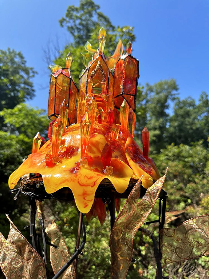 This molten glass sculpture captures sunlight like a prehistoric amber fossil, if prehistoric amber decided to go full disco inferno.