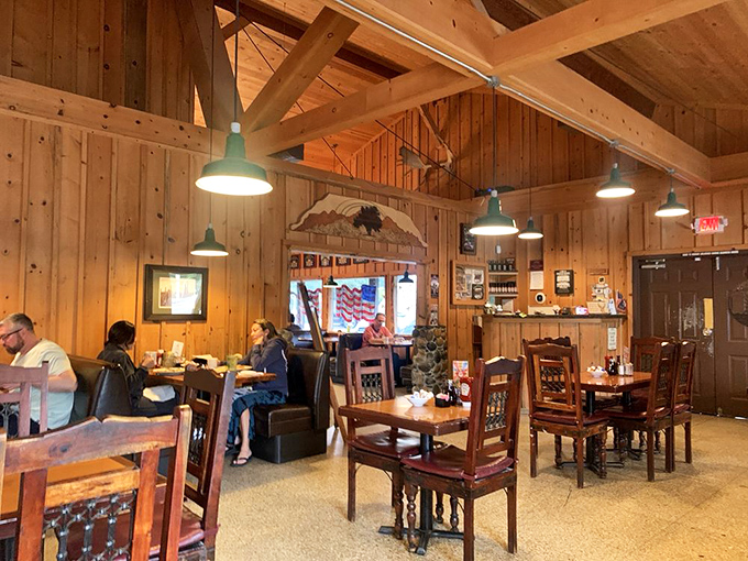 The dining room feels like the great indoors &ndash; all the comfort of a mountain lodge with none of the bears or mosquitoes to worry about.