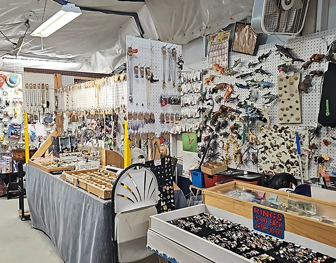 Treasure hunter's paradise where one person's "I don't need that anymore" becomes another's "I've been looking everywhere for this!"