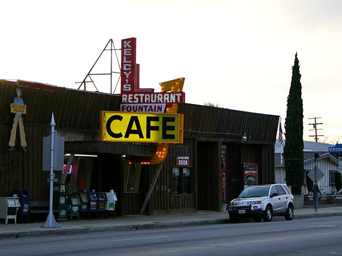 Kelcy's Restaurant's neon sign has likely guided hungry travelers through many a twilight dinner decision for generations. 