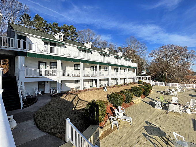 Mountain Harbor Inn Resort offers lakeside lodging where every room apparently comes with its own rocking chair view.