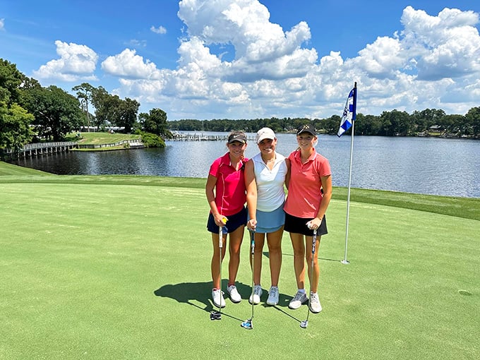 Golf with a water view? New Bern Golf & Country Club proves you don't need to be a pro to appreciate a perfect day on perfectly manicured greens.