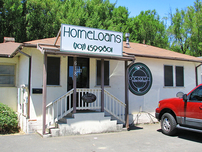 One Earth Funding shares space with Ohm Grown, proving that in Willits, businesses multitask just like the residents do.