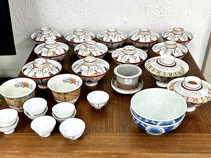 These Japanese bowls and cups aren't just dishware—they're tiny works of art waiting to elevate your morning cereal or midnight ramen.