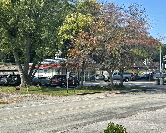 Jerry's sits nestled among trees that have witnessed decades of first dates, family outings, and "I don't feel like cooking tonight" moments.