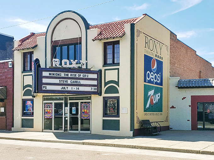 The Roxy's marquee promises entertainment the old-fashioned way&mdash;complete with affordable tickets and popcorn that won't require a second mortgage.