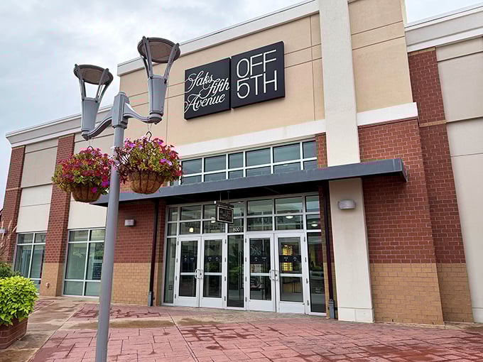 Saks OFF 5TH stands like a fashionista's dream, where designer labels and reasonable prices have a rare and beautiful friendship.