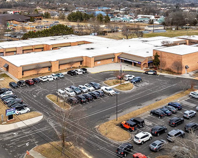 Community facilities like schools contribute to Sevierville's small-town feel. Grandparents love the short drive to school events&mdash;no GPS required.