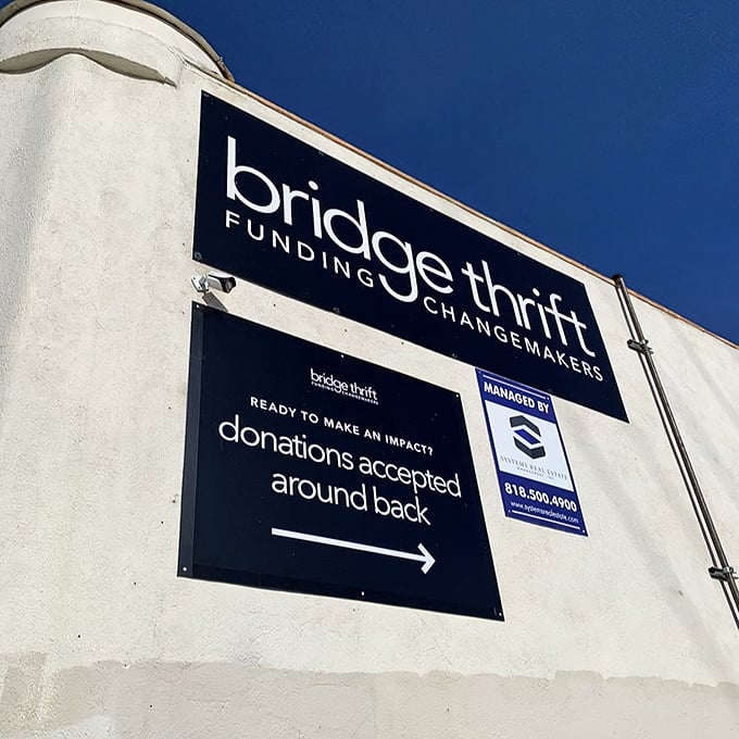 The sign says it all &ndash; "Funding Changemakers" while you fund your wardrobe revolution.