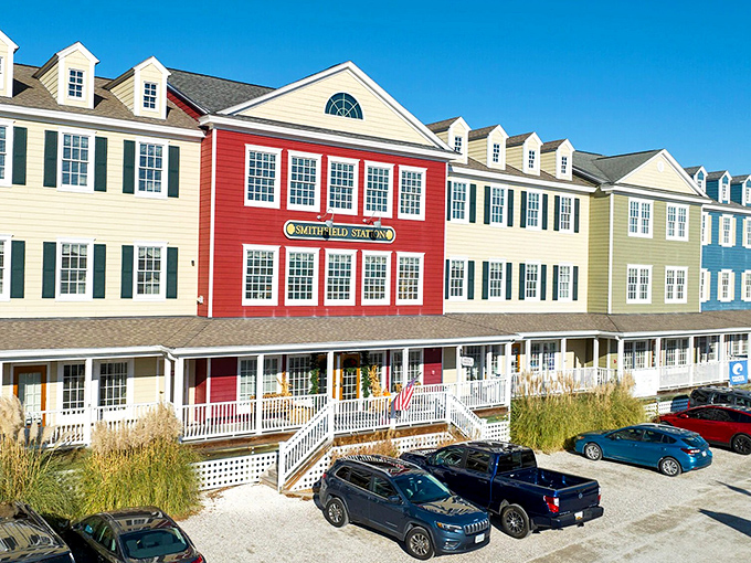 The colorful Smithfield Station welcomes visitors with coastal charm. Like a New England fishing village that decided to vacation in Virginia and never left.