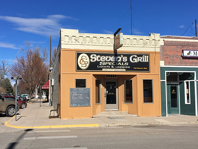 Steven's Grill promises the kind of honest, unpretentious meal that doesn't require a dictionary to decipher the menu.