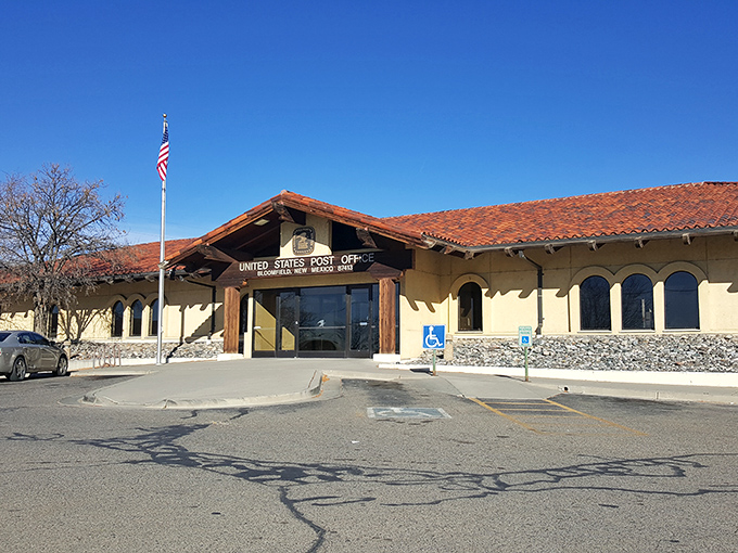 The post office that decided Southwestern charm should be part of the federal experience. Neither snow nor style deficiency stays these couriers.