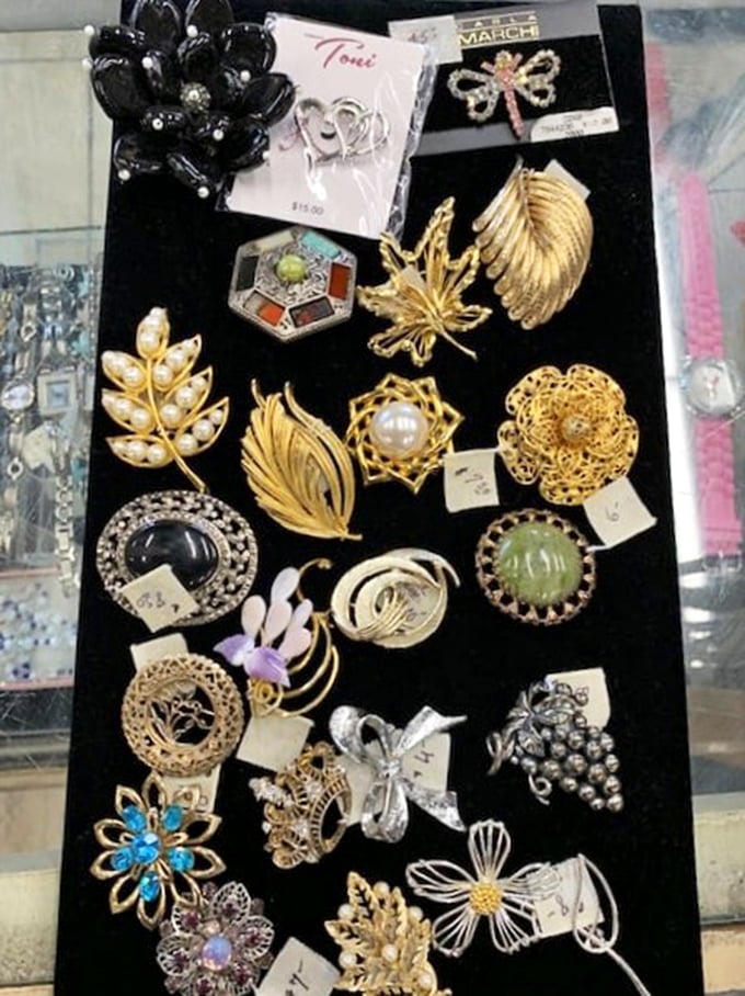 Vintage brooches that would make your grandmother swoon&mdash;each one carrying stories from cocktail parties and special occasions of decades past.